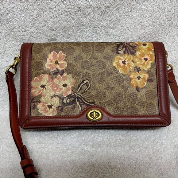 Coach | Bags | Coach 941 Riley Signature Canvas Prairie Blossoms ...